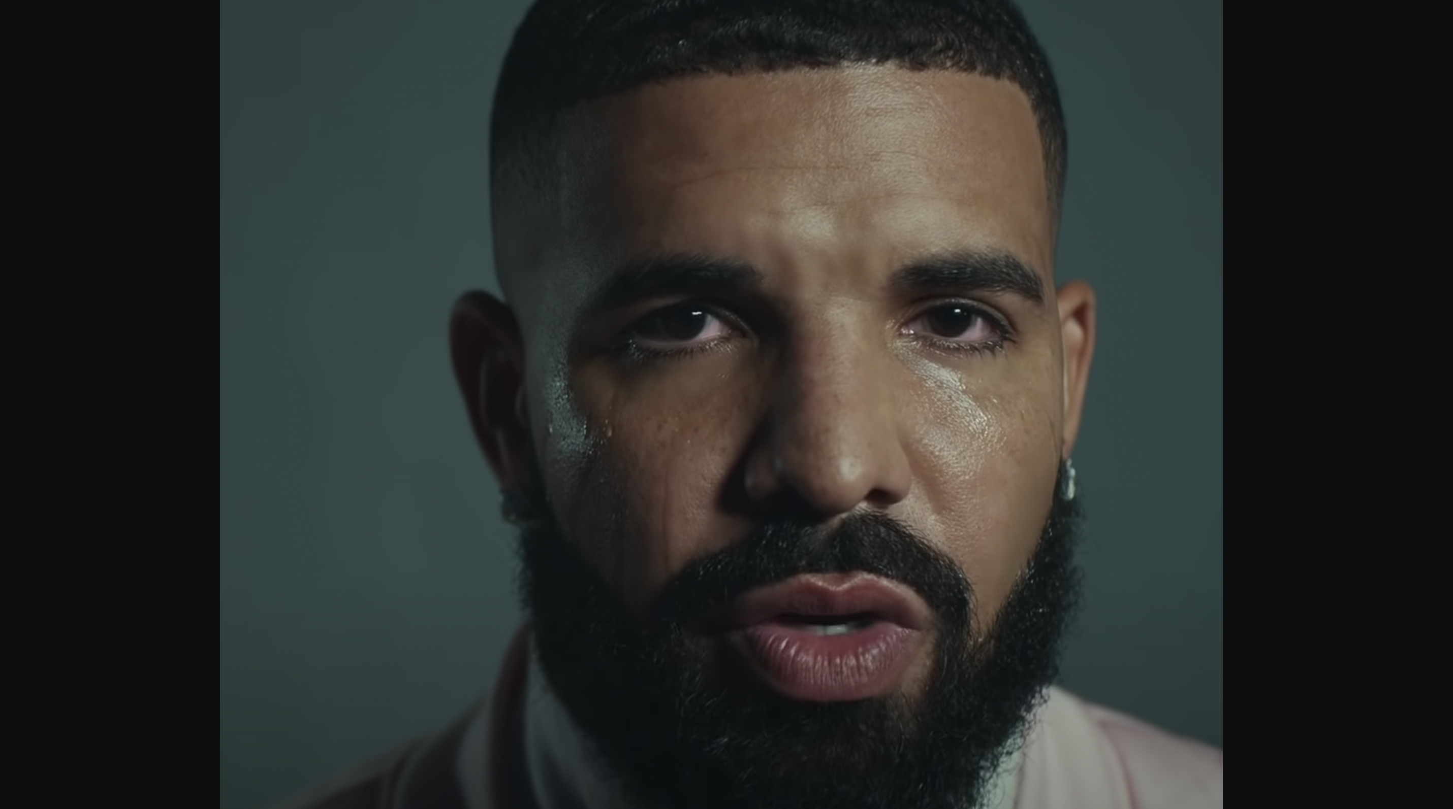 Drake Is Turned ALL THE WAY OUT… Wearing Nail Polish NOW! (“He’s ...